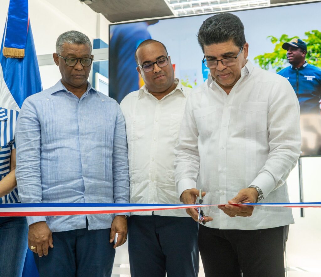 Alcalde de Santo Domingo Este, Dío Astacio inaugura mini alcaldía en ...